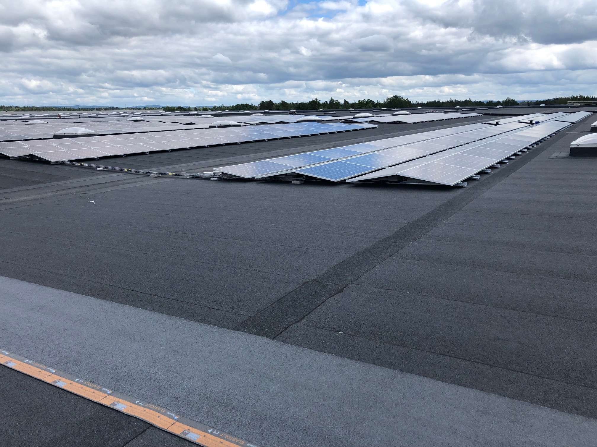 Solpanelsplattor - MJ papptak service AB